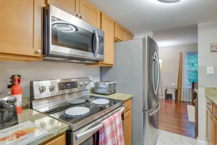 Roomy Columbia Retreat ~ 17 Mi To Dtwn Baltimore - Columbia, MD