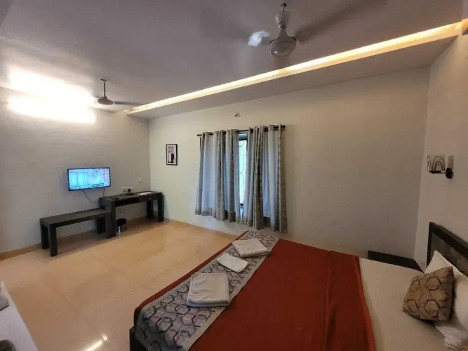 O'nest Luxury Home Stay - Devrukh