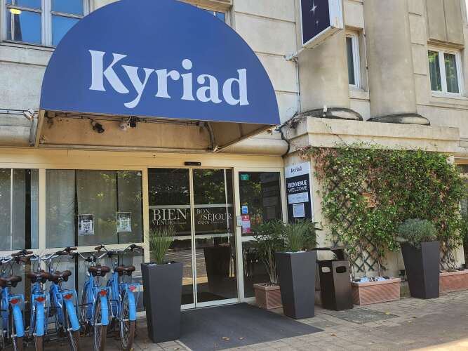 Kyriad Montpellier Centre - Antigone - Montpellier