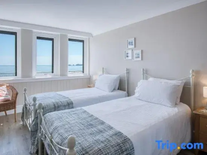 Waterfront 2 - 2 Bedroom Apartment - Wisemans Bridge - Saundersfoot