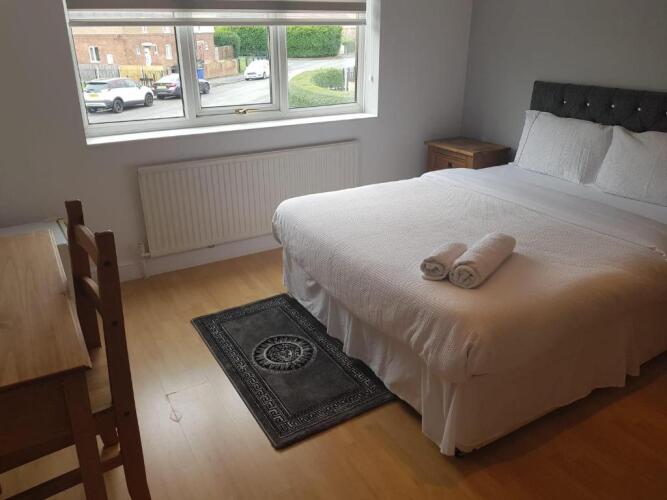 Spacious Luxurious Serviced Accommodation - Doncaster
