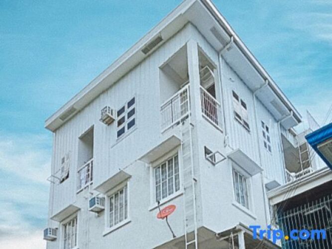 Reddoorz @ David's Travellers Inn Cavite - General Trias