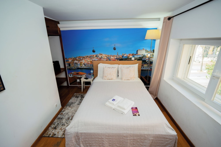 Room-palma Triple Room Shared Bathroom - Lisboa