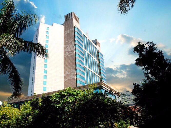 Gladden Hotel Shilong - Dongguan