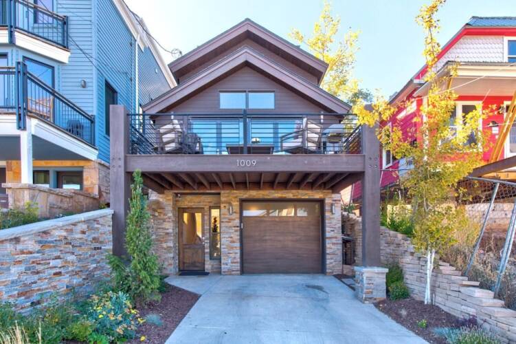 Kbm Resorts 4br With Two Main Suites, Walk To Town Lift And Park City Mountain Resort! - Park City