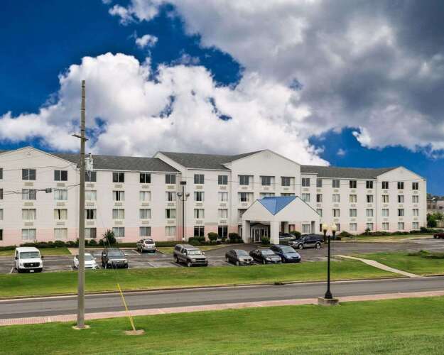 Rodeway Inn - Greenville, MS