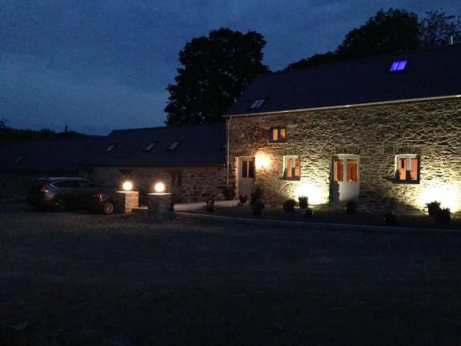 Rhostwarch Bed And Breakfast - Carmarthenshire