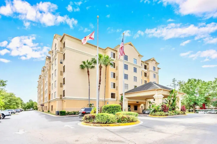 Condo Near Universal Studios With Pool , Hot Tub - Orlando, FL