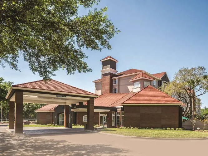 La Quinta Inn & Suites Orlando Lake Mary - Altamonte Springs, FL