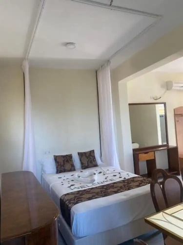 Breeze Bay Hotel Diani - Diani Beach