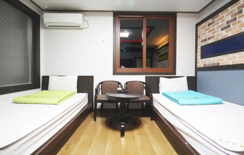 The Sharp Motel - 용남면