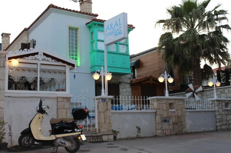 Aral Turkuaz Butik Otel - Çeşme