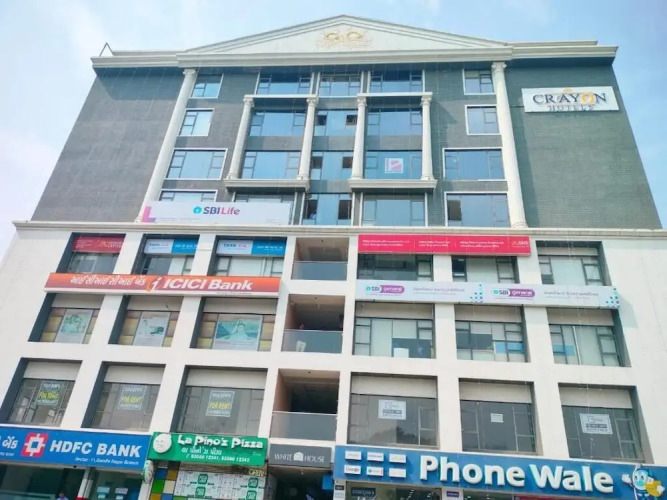 Crayon Hotels - Gandhinagar