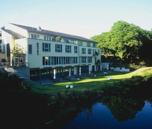Landhotel Krummenweg - Ratingen