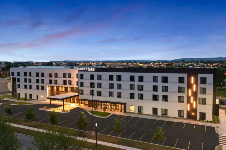 Courtyard By Marriott Billings - 比靈斯