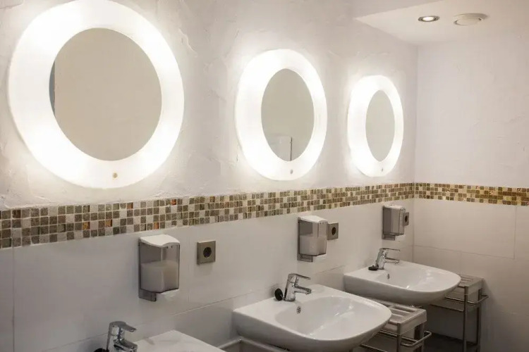 Y Hostel - Albergue Juvenil - Palma