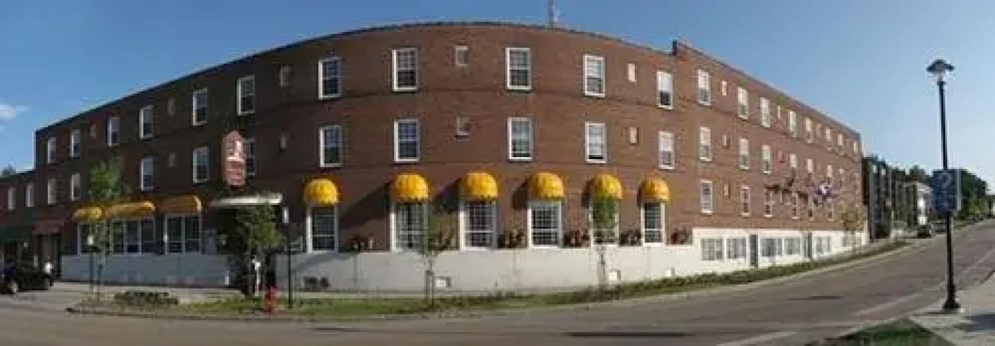 Le Grand Hôtel - Baie-Comeau