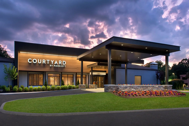 Courtyard By Marriott Poughkeepsie - Poughkeepsie