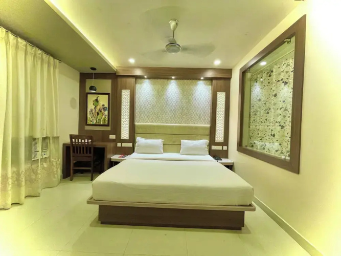 Hotel Kuber Palace - Sea Beach & Temple - 푸리