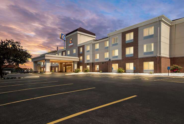 Comfort Suites Mount Vernon - Mount Vernon