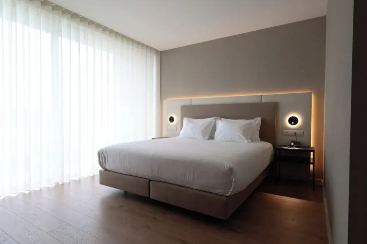 Oporto Fly Hotel - Moreira