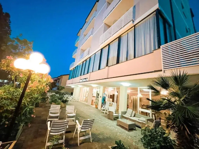 Hotel Sara Cesenatico - Cesenatico