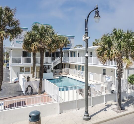 Lily & Bloom - Myrtle Beach, SC