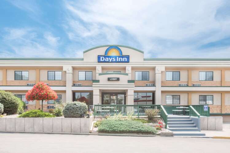 Days Inn By Wyndham West Rapid City - Rapid City, SD