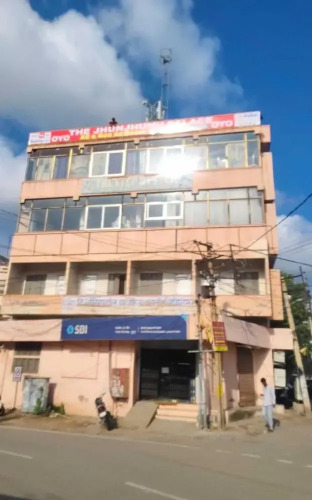 Oyo  The Jhunjhunu Palace Hotel - Jhunjhunun