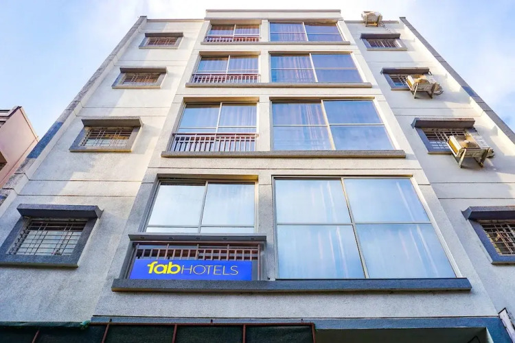 Fabhotel White House Inn - Pune