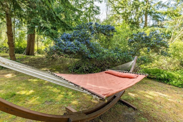 Mid-century Beach Cabin By Avantstay Walk To Beach - Port Townsend, WA