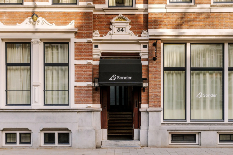 Rose, Sonder Hotel By Marriott Bonvoy - Rotterdam