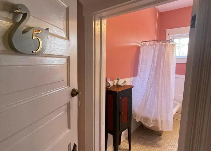 The Grey Swan Inn - Virginie