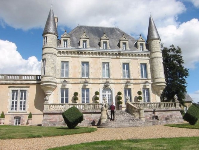 Château De La Goujonnerie - Vendée