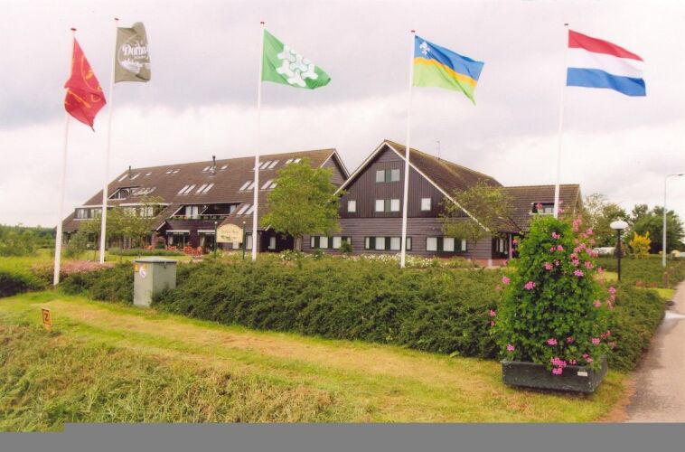 Hotel, Sportsbar & Brasserie Dorhout Mees - Flevoland