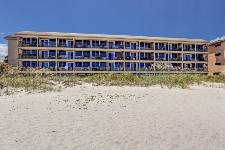 Beach Style Condo Includes Google Mini Home And Beach Access 2 Bedroom Condo By Redawning - Amelia Island, FL
