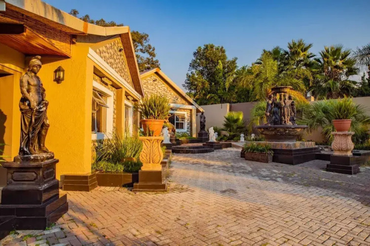 Afropolitan Guest Lodge - Sandton