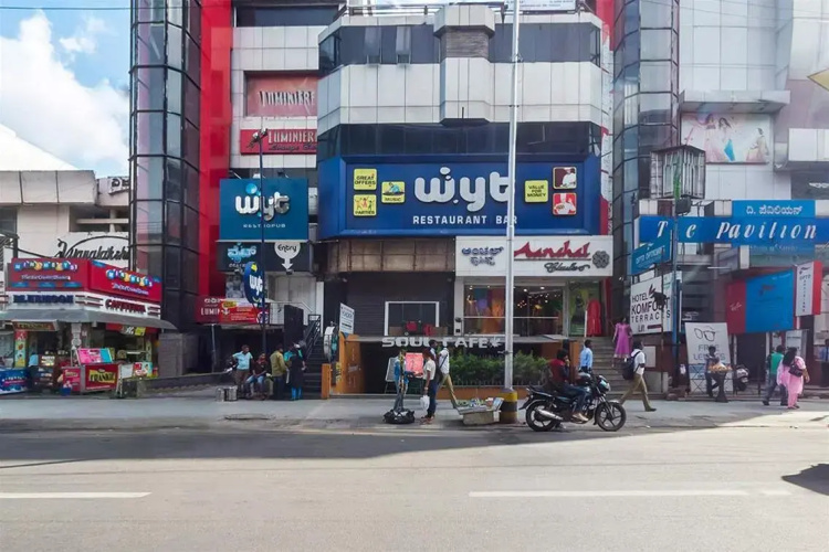 Hotel Komfort Terraces - Bangalore