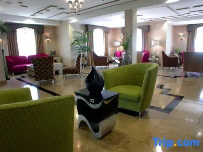 Holiday Inn Express Hotel & Suites Birmingham - Inverness 280 - Birmingham, AL