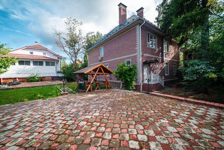 House On Schmidt Street 2-4x1 - Moscow