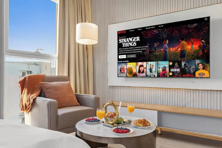 Luxe Ventures Waters Edge Haven - Abu Dhabi