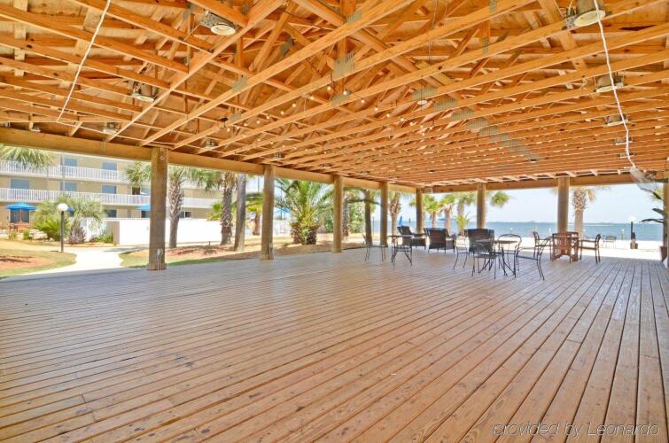 Best Western Navarre Waterfront - Pensacola Beach