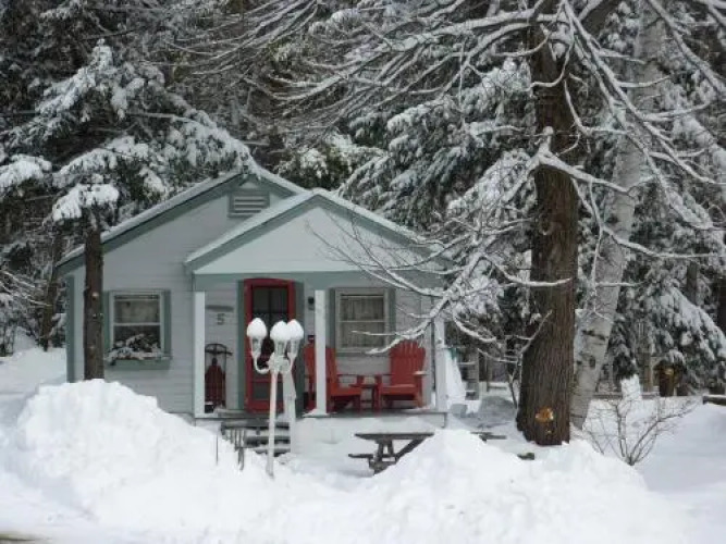Cottage Place On Squam Lake - New Hampshire (State)