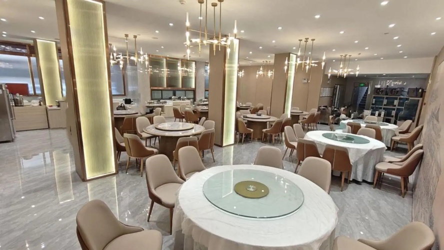 Jinquan Business Hotel (Yan'an Hospital Jiaosanqiao Metro Station) - Kunming