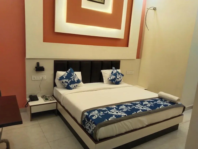Hotel Pink City - Sikar