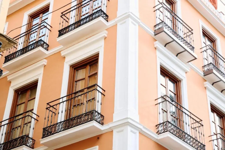 Honest Hotel Granada - Granada