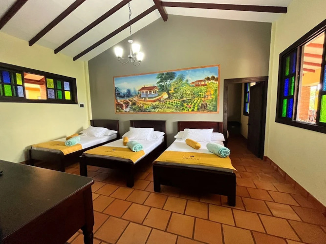 Hotel Bora Bora Campestre Los Mangos - Montenegro, Colombia