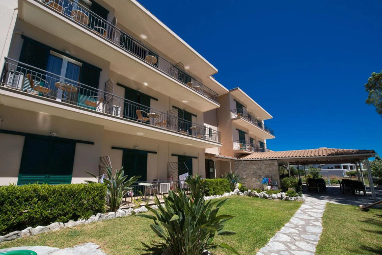 Marina Pansion - Lefkada