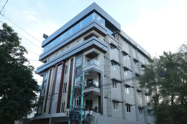 Bloft Hotel - Vellore
