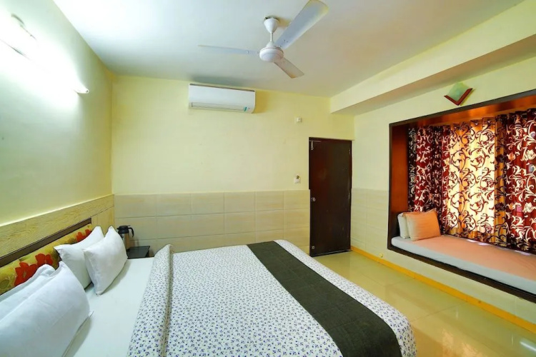 Hotel Samiralok - Mount Abu